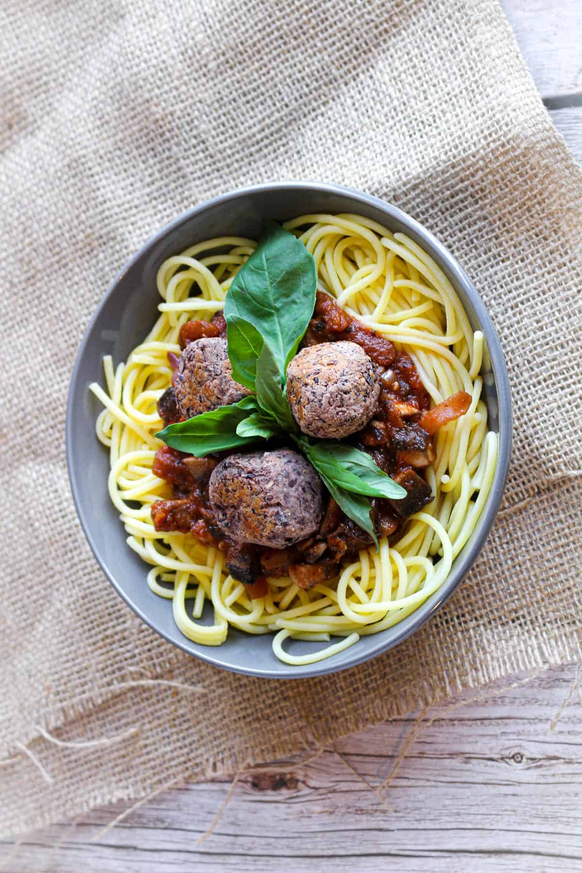 Easy Vegan Gluten Free Black Bean Meatballs (3 Ways) - Vegan & Gluten ...